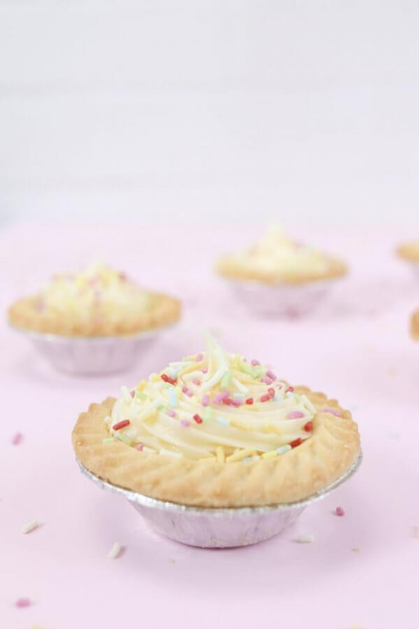 No Bake 3 Ingredient Fairy Bread Tarts - Oh So Busy Mum
