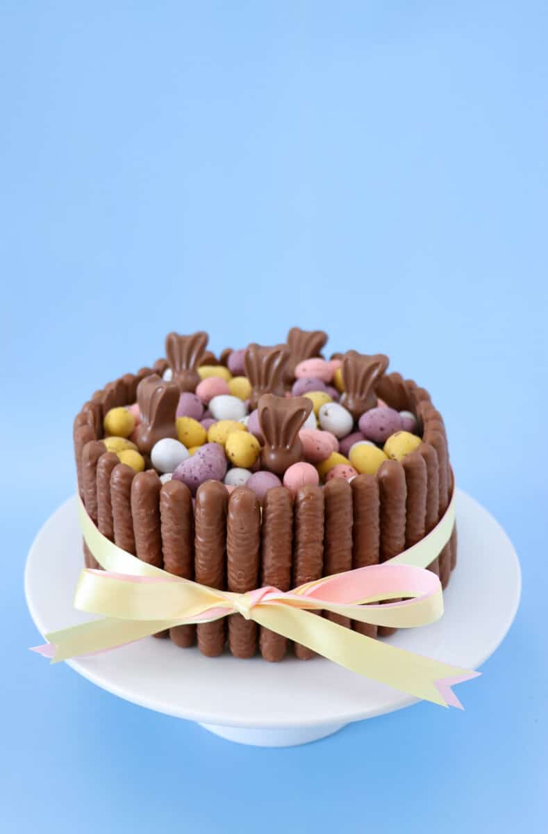 Easter Mud Cake Hack - Oh So Busy Mum