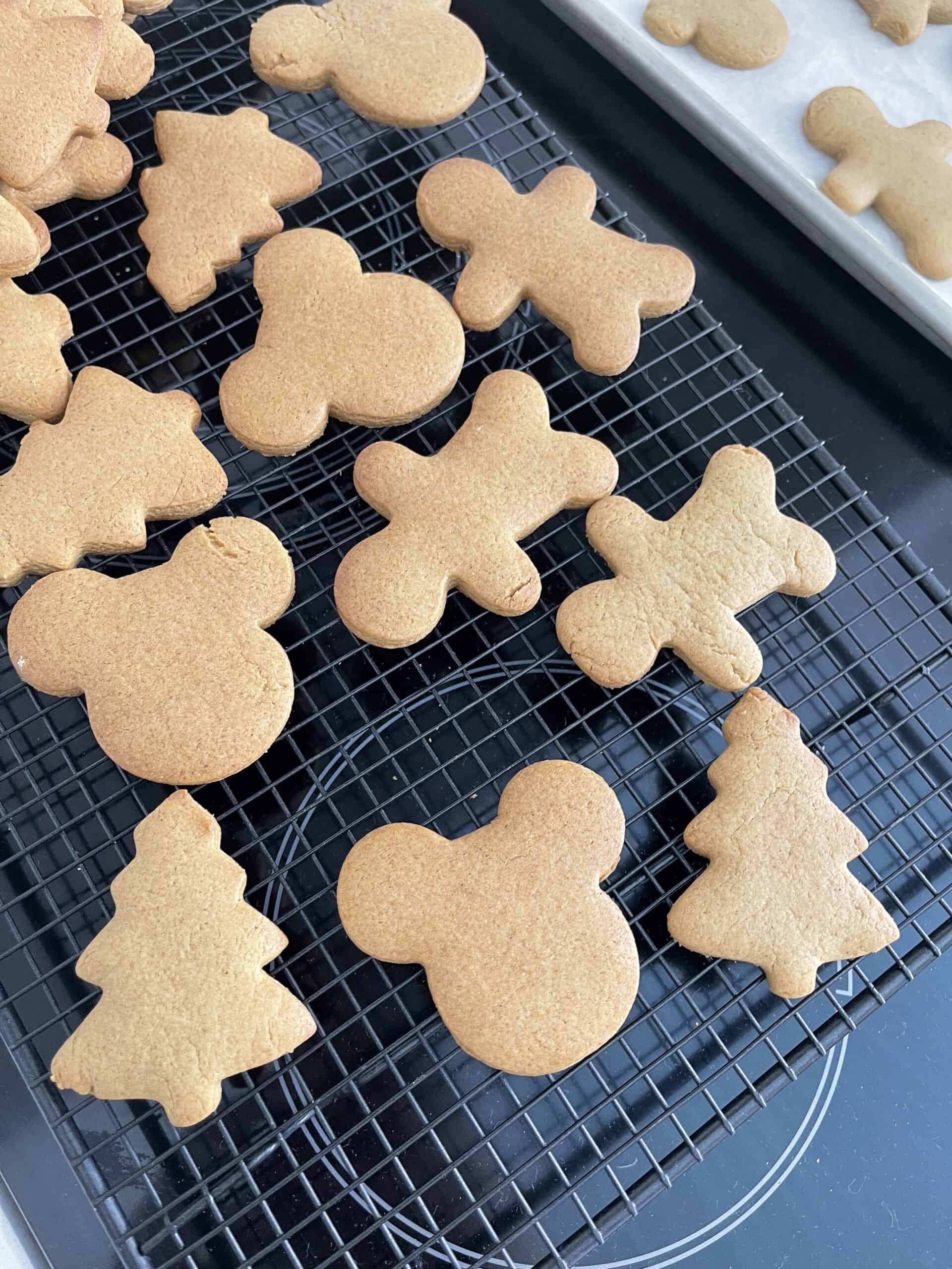 Easy to make gingerbread recipe - Oh So Busy Mum