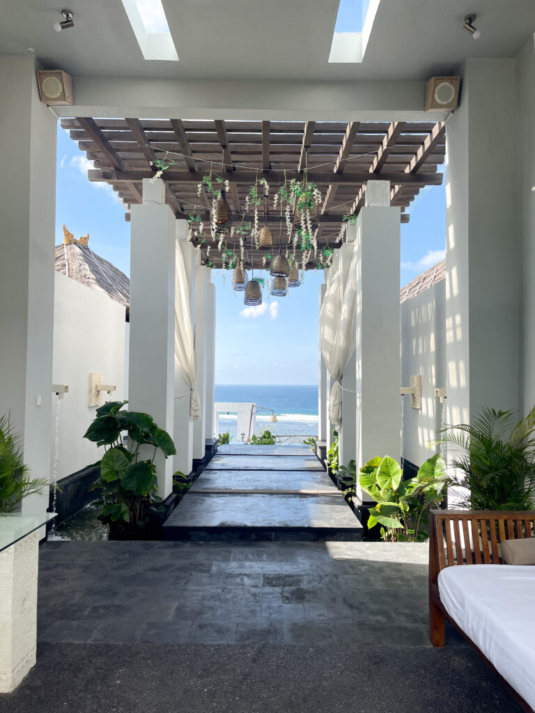 Samabe Suites and Villas Bali (all inclusive) - Oh So Busy Mum